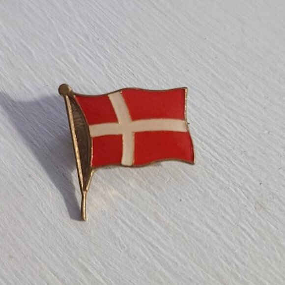 Kingdom Of Denmark | Accessories | Kingdom Of Denmark National Flag ...